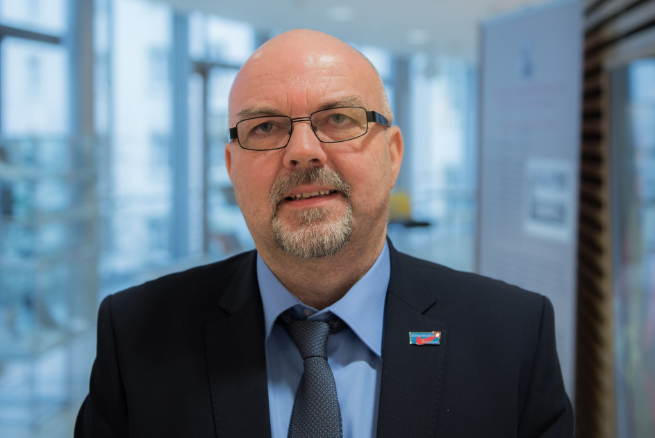 Daniel Rausch - Profil bei abgeordnetenwatch.de