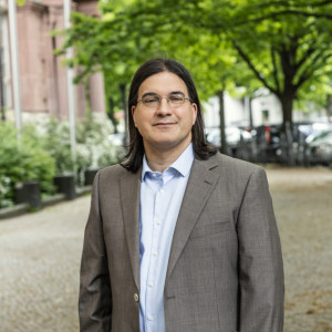 Alexander Kaas Elias - Fragen und Antworten