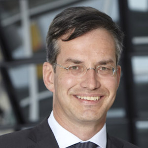 Glauben Sie ernsthaft, dass flächendeckende Grenzkontrollen möglich und ...