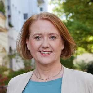 Wann endlich koennen Frauen ein Anrecht auf einen Platz fuer sich u ...